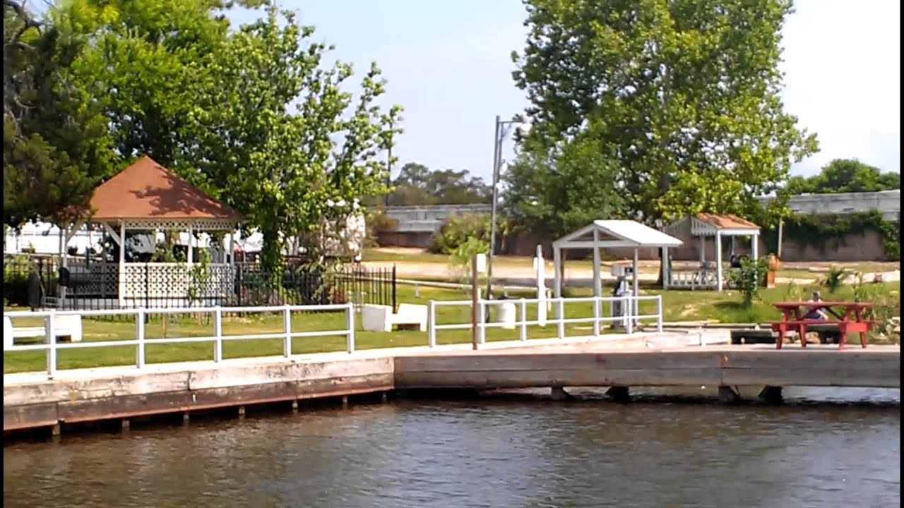 Houston tx Lago marina con chapin - YouTube