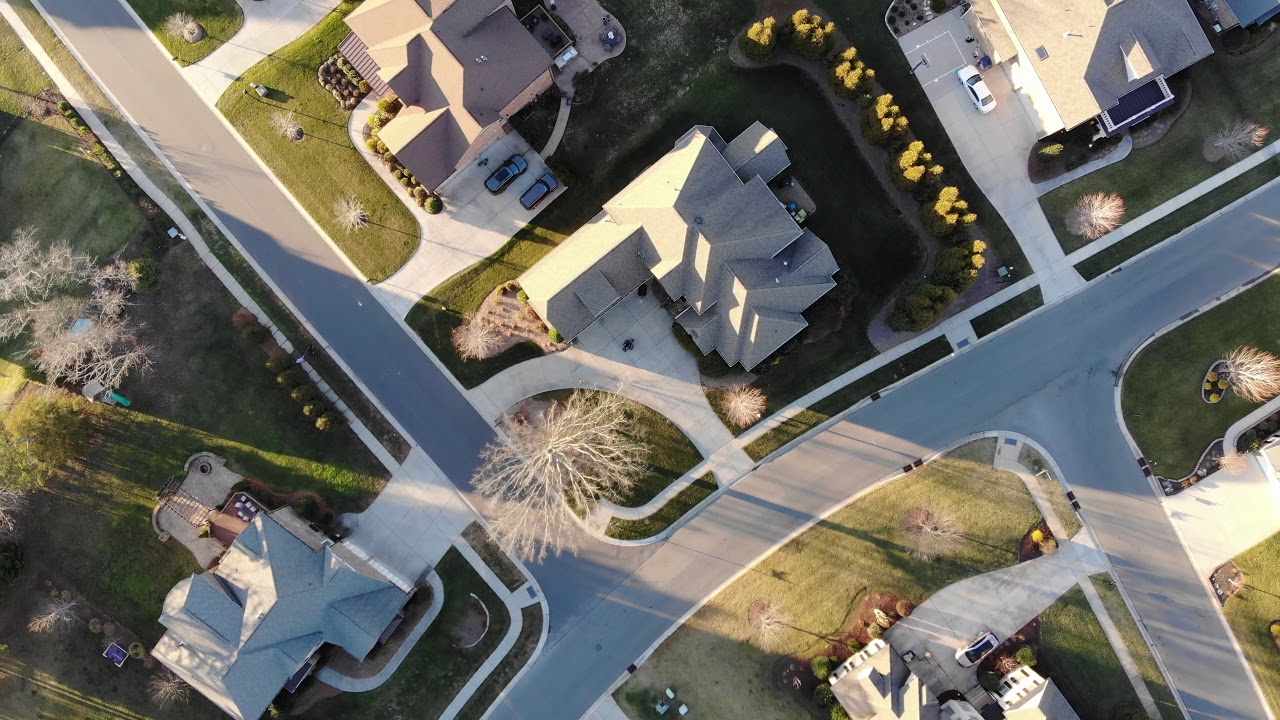 Mavic Air 400 feet above house - YouTube