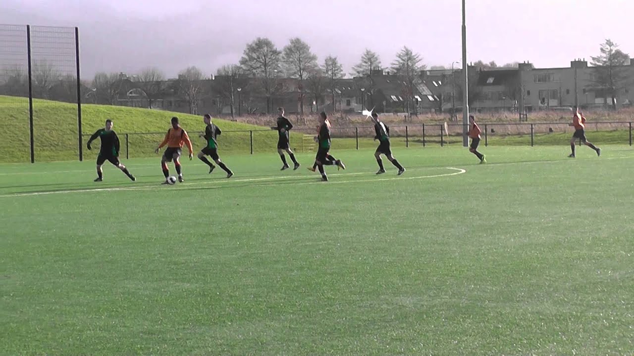 11 januari 2014 VV De Meern B2 - FC Almere B1 vr 2-1 Doelpunt Abel ...
