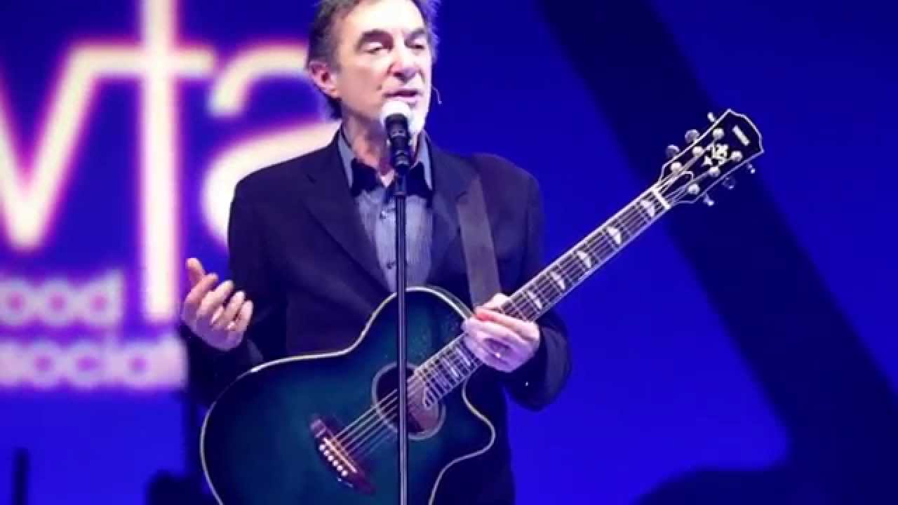 Robin Crow - Developing A Culture of Passion - YouTube