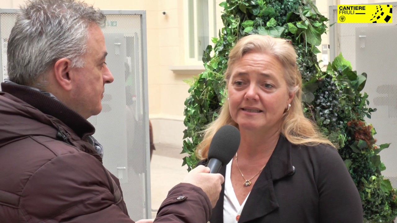 Boscoregione - Christina Conti - YouTube