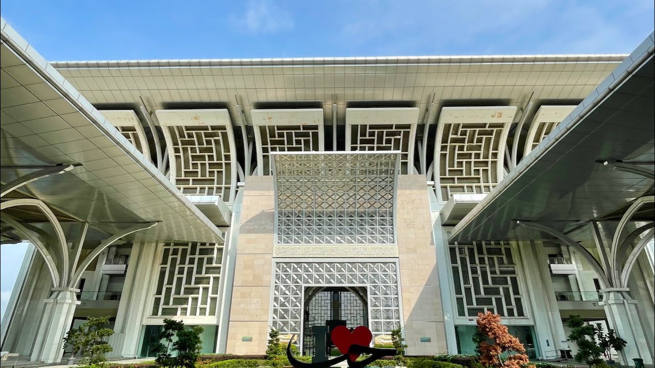 PUTRAJAYA, MALAYSIA: "Iron Mosque" (Tuanku Mizan Zainal Abidin Mosque ...