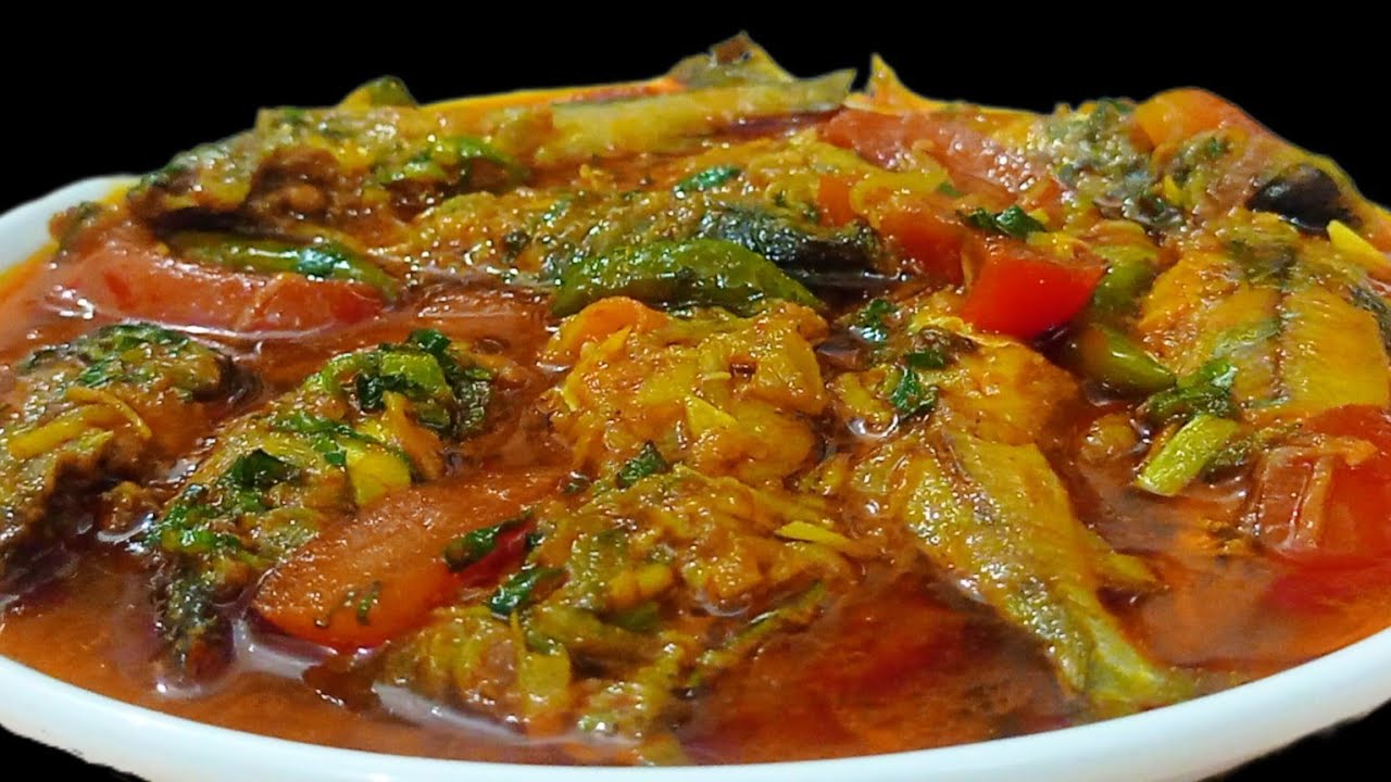 টমেটো দিয়ে টেংরা মাছ ভুনা||Tangra Fish Vuna Recipe||Bangladeshi Fish ...