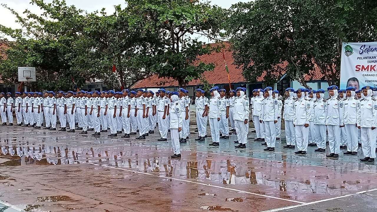 Pelantikan Taruna Taruni Angkatan 20 Tahun 2022 - YouTube