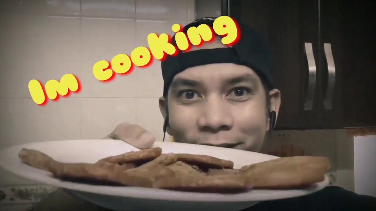 Im cooking my breakfast - YouTube