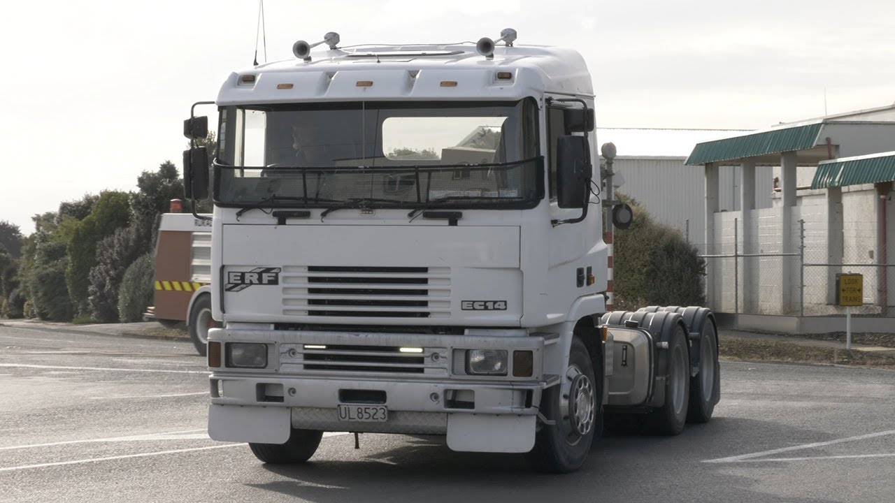 1996 ERF EC14 Truck at the Edendale 2025 Crank Up - YouTube