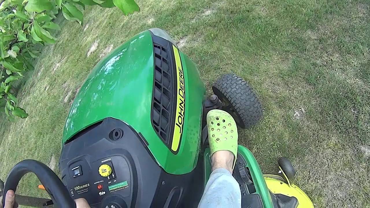 John Deere X155R koszenie trawy Oglądaj do końca - YouTube