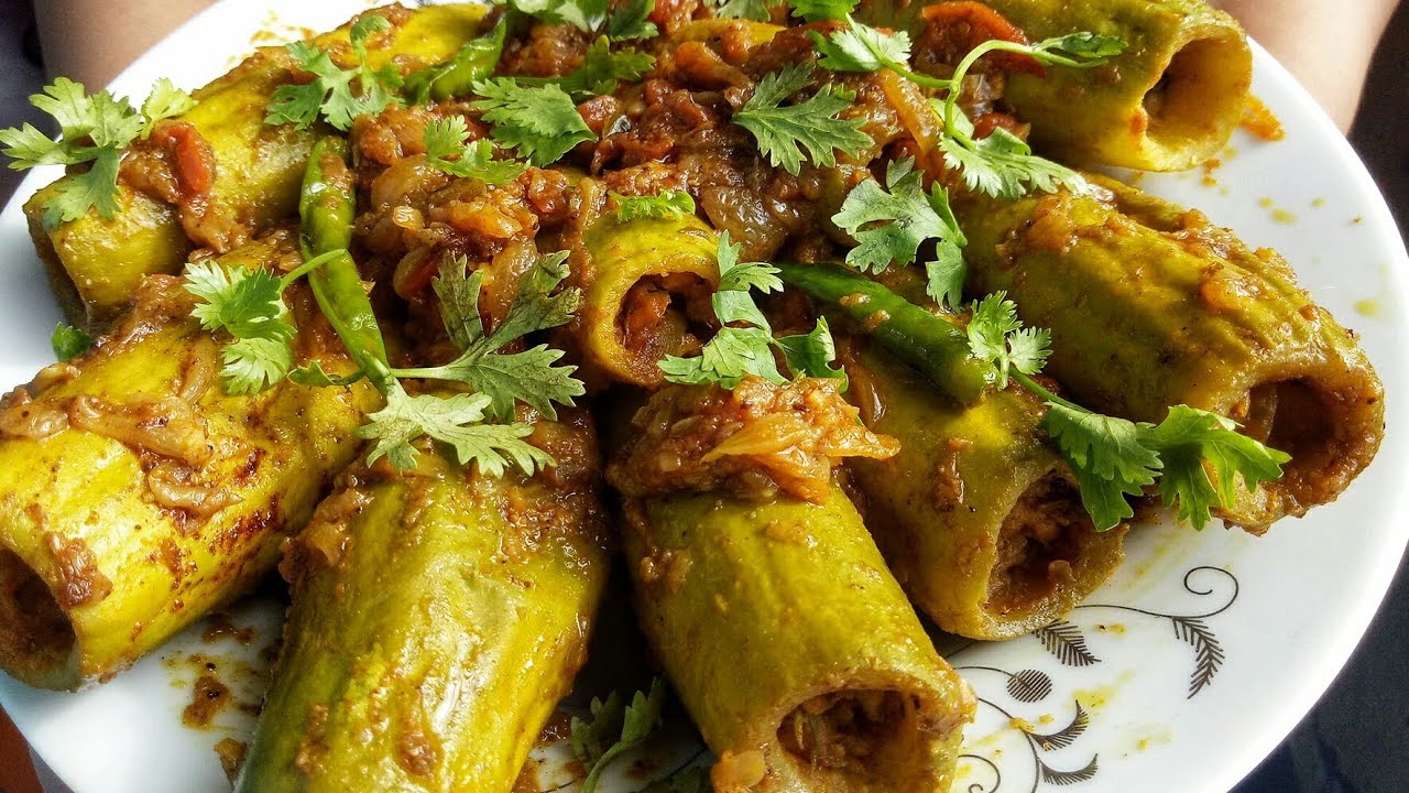 পটলের দোর্মা | Potoler Dorma With chicken | Fusion Foods - YouTube