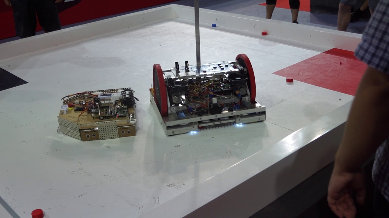 Puck Harvester 2 VS The Beast/Puck Collect/RobotChallenge 2018/Beijing ...