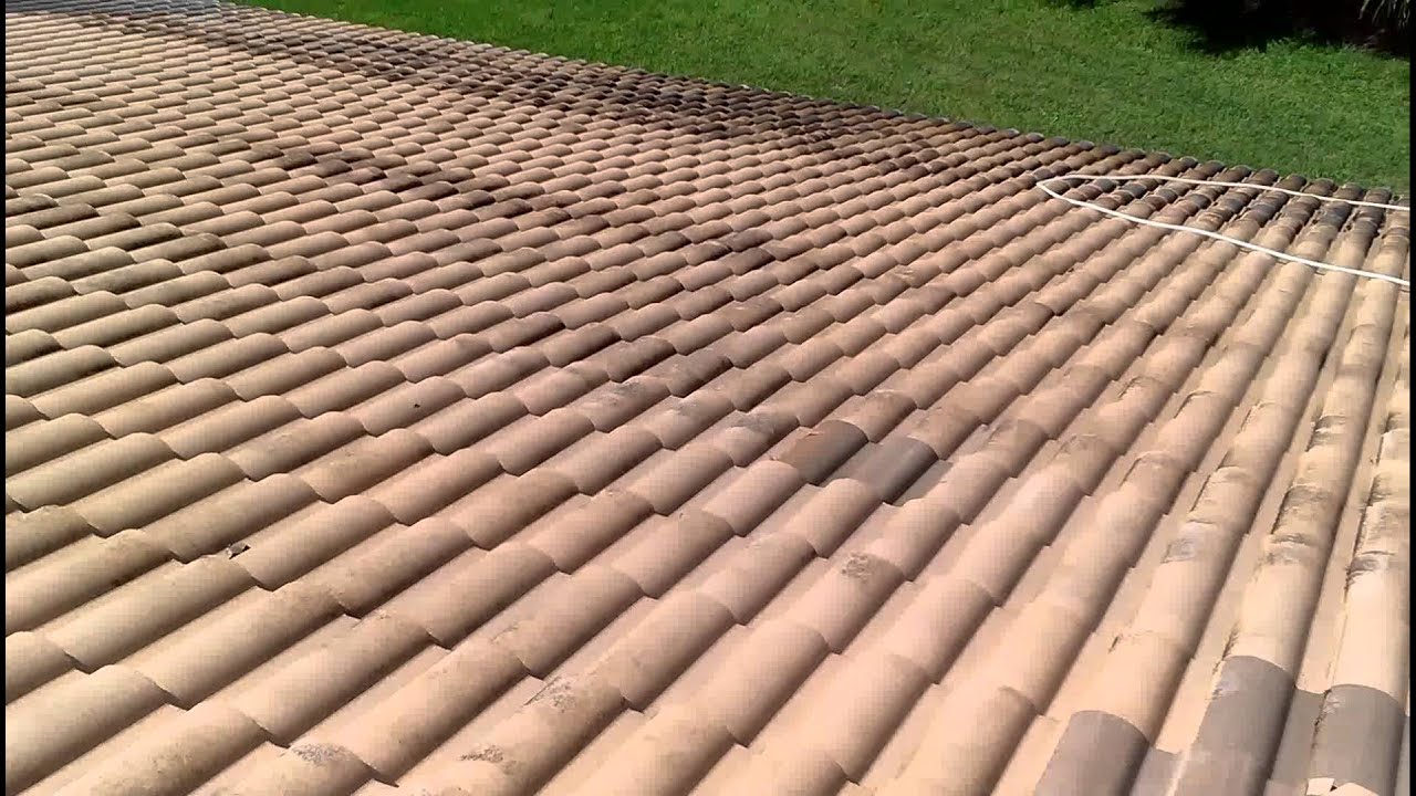 Soft Wash Chemical Wash in the Treasure Coast - YouTube