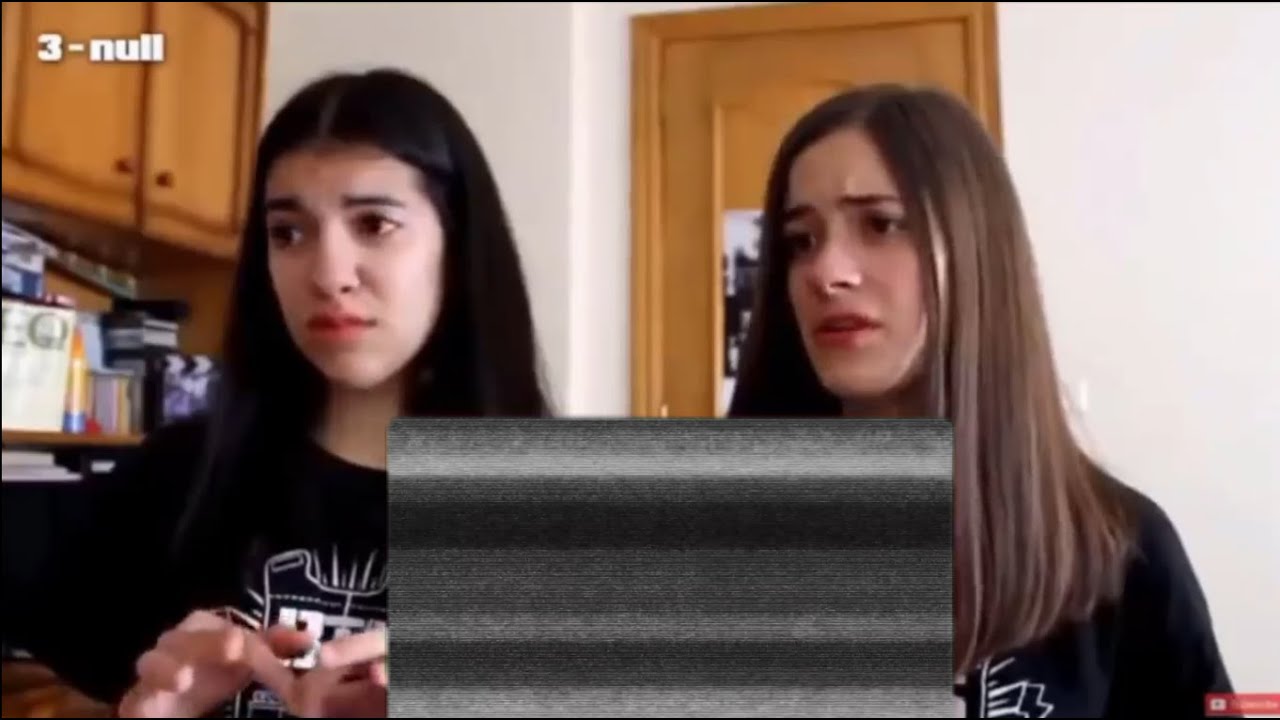 These girls crazy reaction after they saw ... - YouTube