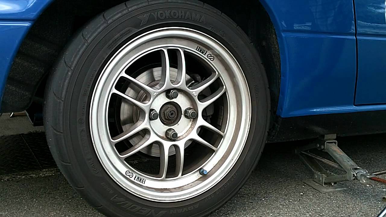 Mechanical LSD (initial torque is set to 9 kg). - YouTube