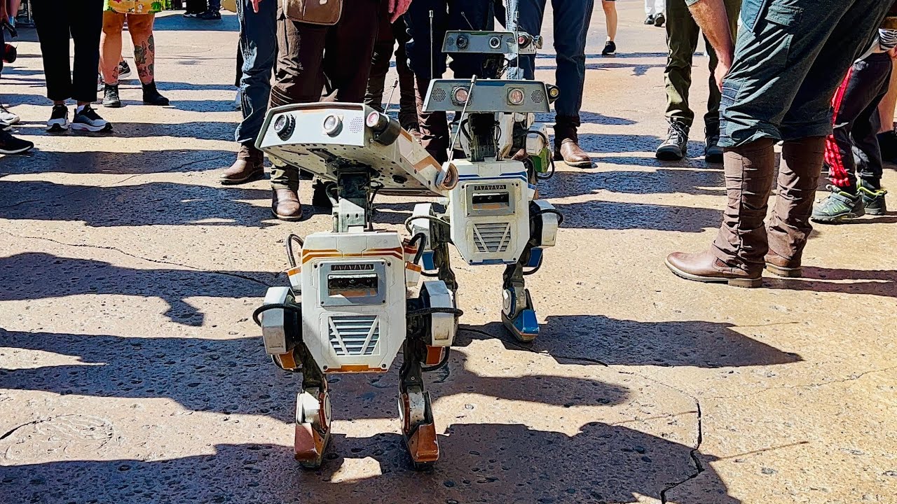 NEW‼️ High-Tech Child-Size Bipedal Robots (DROIDS) Waddling Around ...