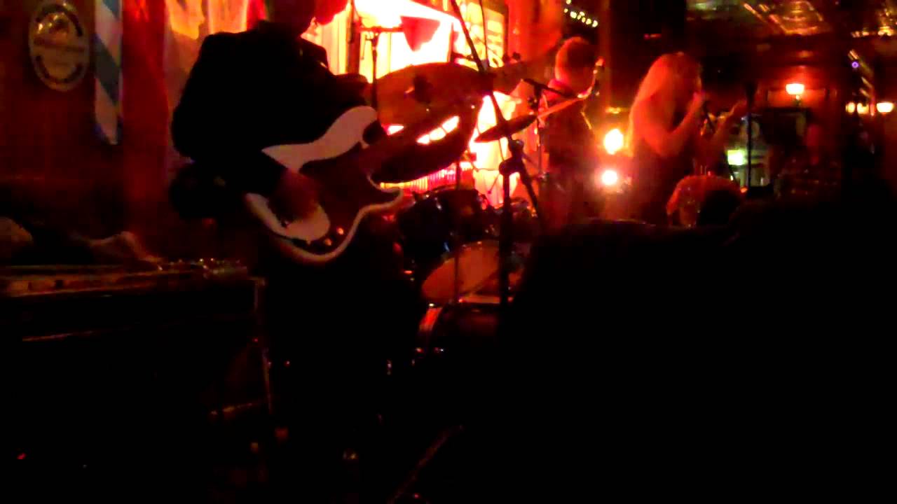 Blue Star Band - Passionate Kisses - YouTube