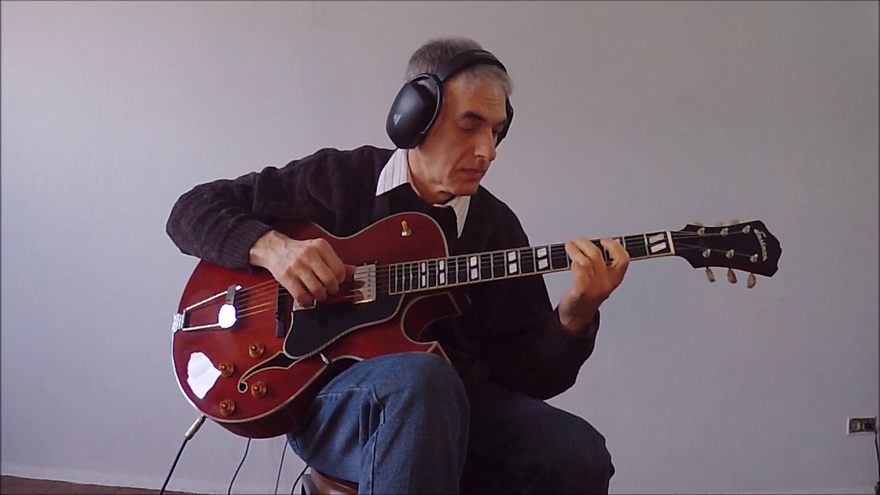 Mark Capon - Solo Guitar: Favela/O Morro Não Tem Vez/Somewhere In The ...