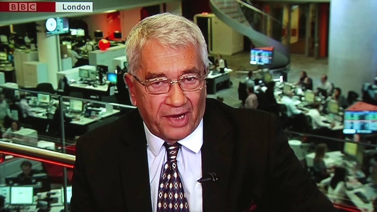 Tom Edwards pays tribute to former colleague Sir Terry Wogan - YouTube