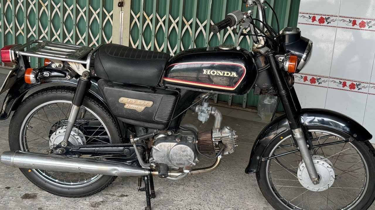Honda cd90 đầu 13 bstp giá có hai mấy triệu(xe đã bán) - YouTube