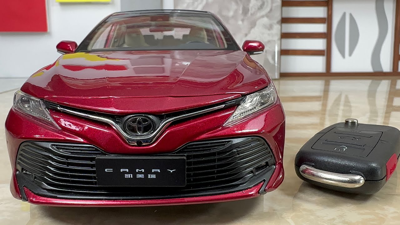 2020 TOYOTA CAMRY XLE 1:18 Scale (💖 Super Realistic Diecast ) DEALER ...