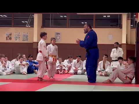 tai otoshi contre de ko soto gake(1) - YouTube