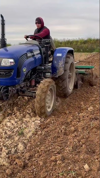 Foton Lovol 244 & дисковая борона 1.8 - YouTube