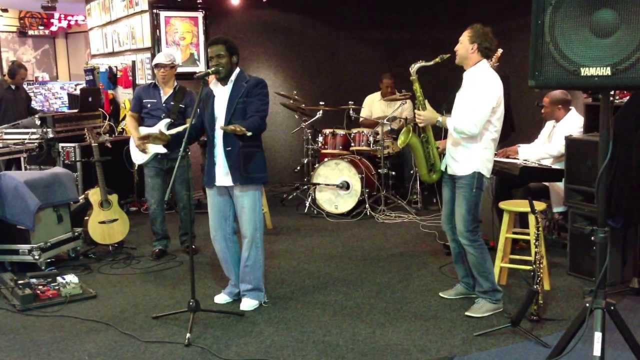 Garry Goin's "Crusin", feat. Marcus Scott, at his CD release at Spin ...