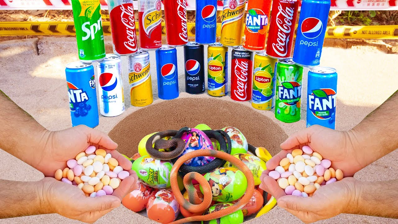 Coca Cola, Fanta, Mtn Dew, Pepsi and Stretch Toy snake vs Egg Toys ...