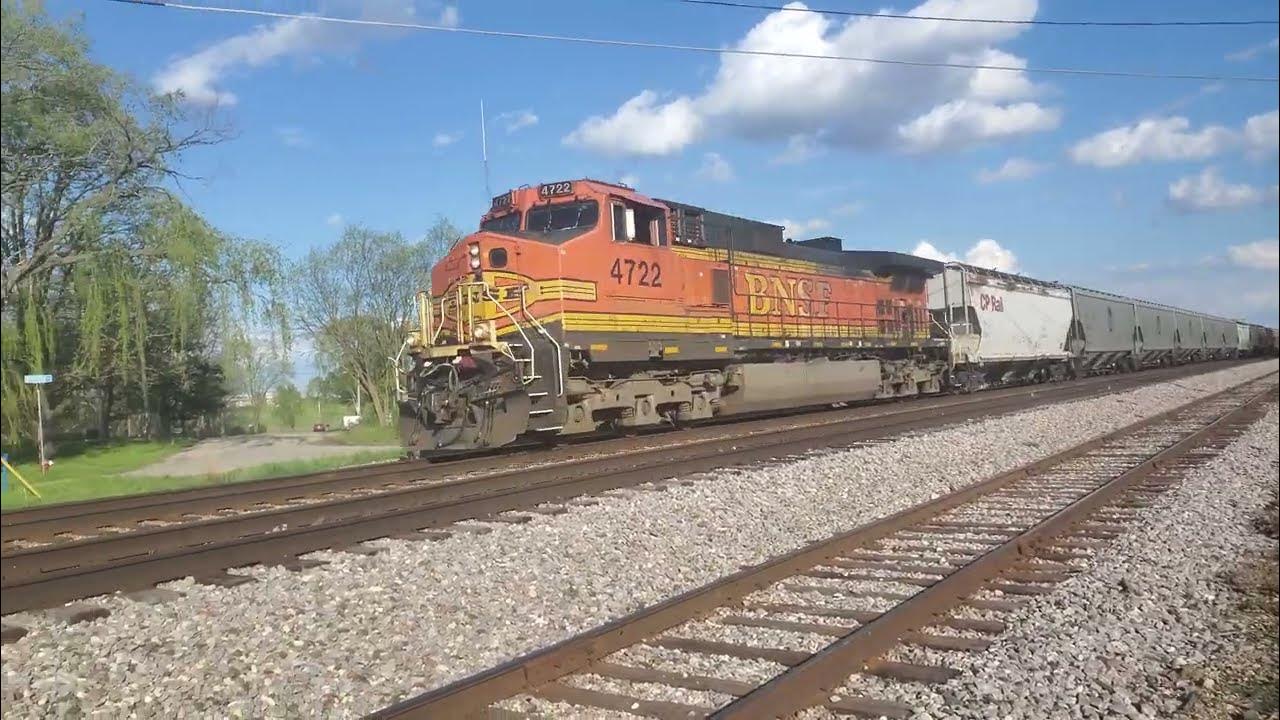 5/6/2021 CP WB BNSF 4722, CP 8740 mid Watertown,WI - YouTube