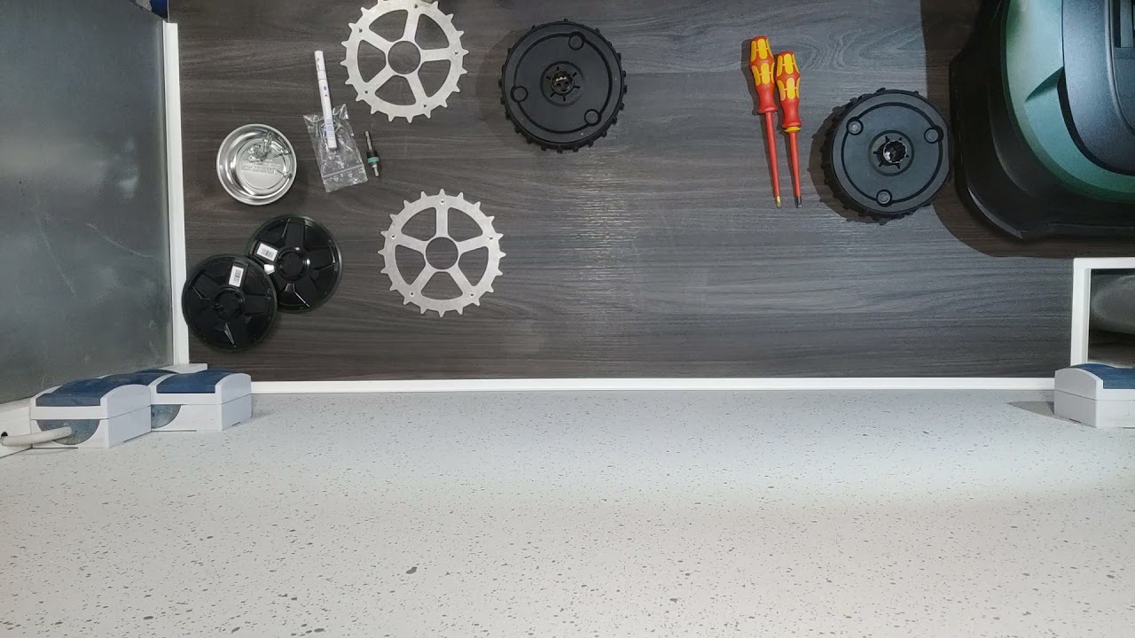 Installation von Spikes/Radwechsel an einem Bosch Indego S+ 500 - YouTube