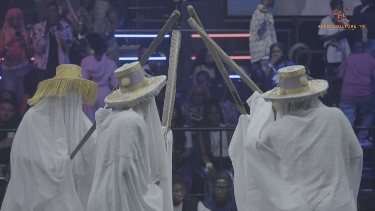 Eyo Masquerade Performance And Dance - YouTube