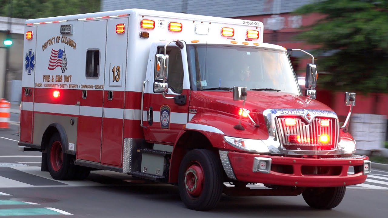 DCFD Ambulance 13 Responding - YouTube