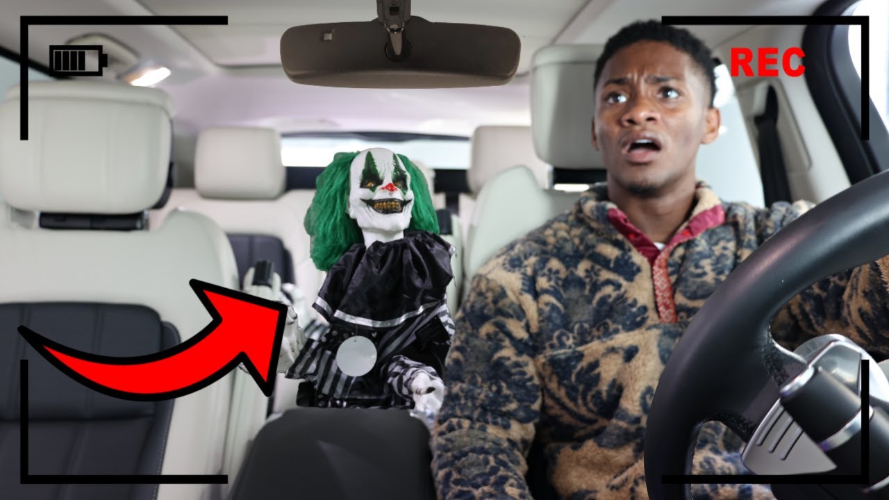 SCARY CLOWN COMES TO LIFE IN CAR! *Scaring My Fiance* - YouTube