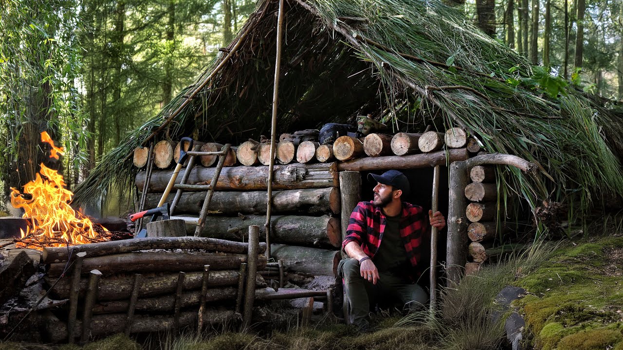 4 DAYS Solo Bushcraft Building a Survival Log Cabim in the Middle of ...