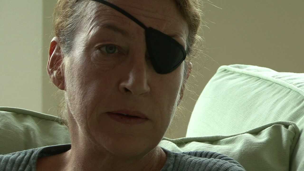 Marie Colvin eyepatch 5 - YouTube