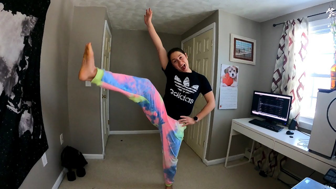 Sunday Stretch with Me Live NOW - YouTube
