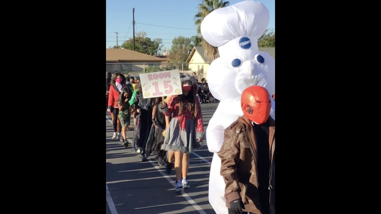 Vena Elementary Halloween Parade 2021-2022 - YouTube