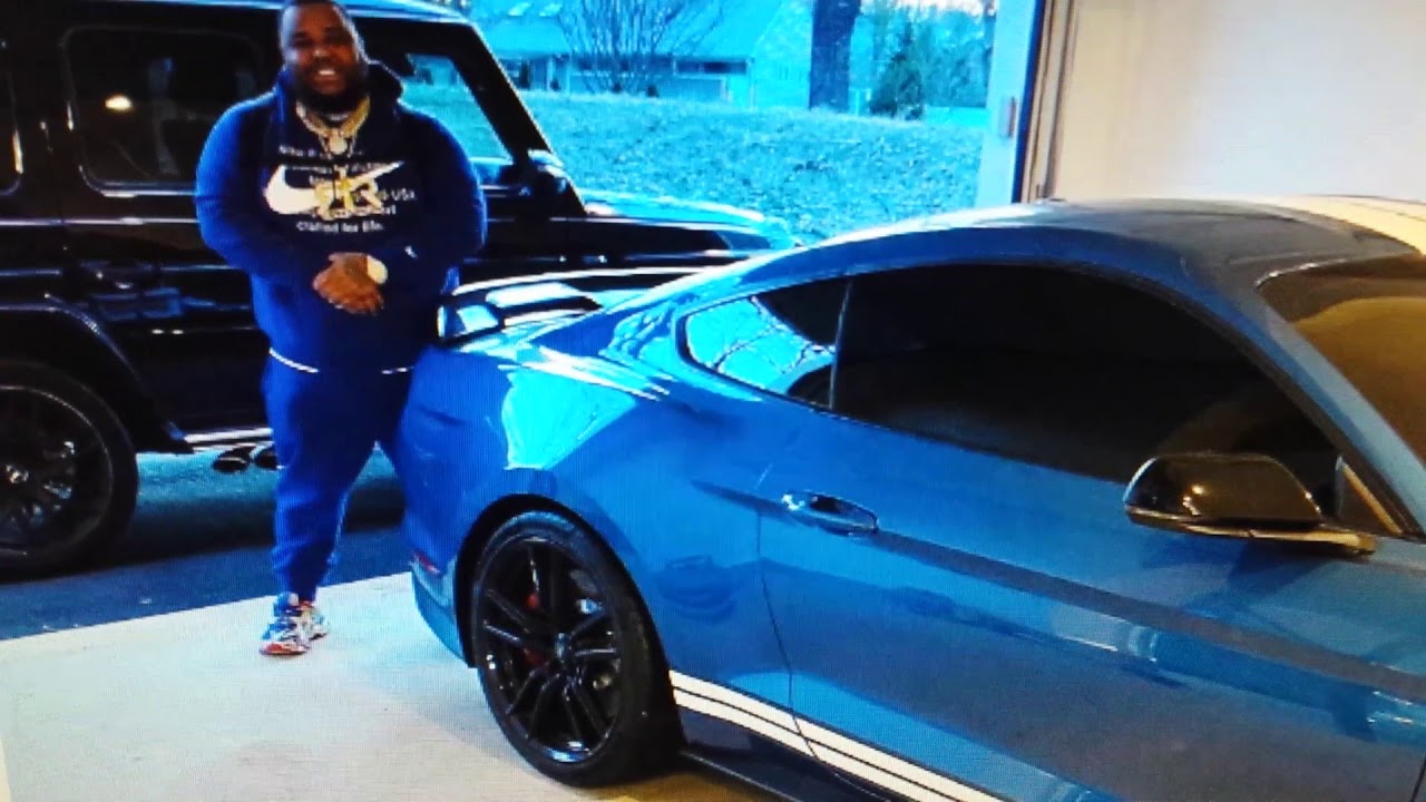 Omi In A Hellcat New Cars? Spotted Partying - YouTube