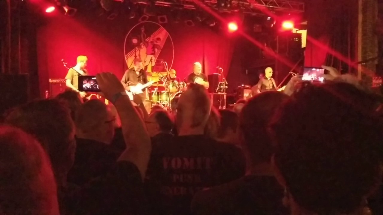 The Skids... Masquerade/Into The Valley... Holmfirth 2017. - YouTube