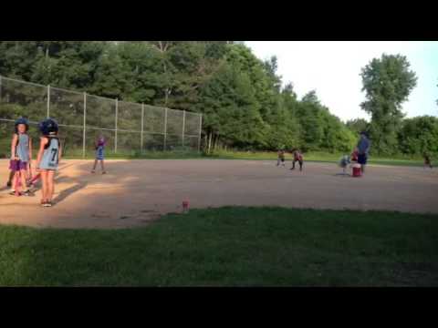 WAA Softball 7U girls - YouTube