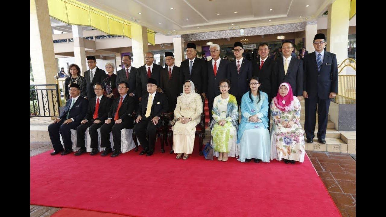 EXCO Pulau Pinang angkat sumpah - YouTube