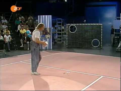 Otto Waalkes' Hackentreffer an der Torwand