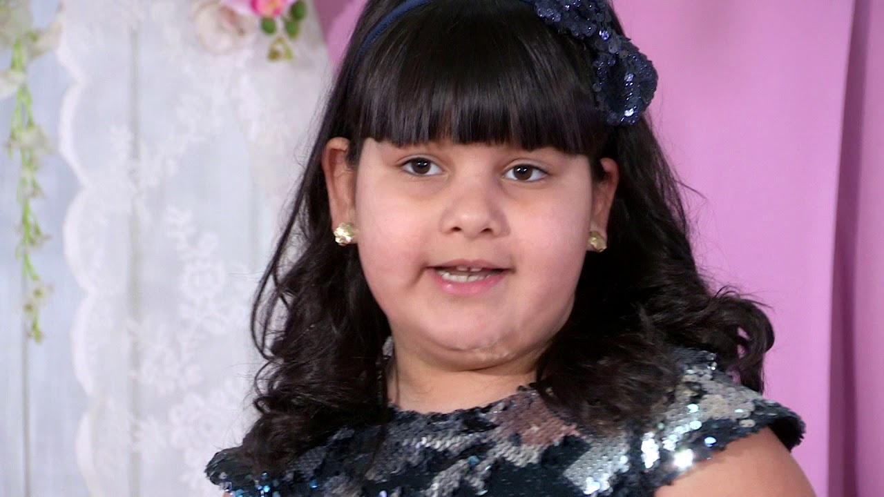 Sara Maria Frunza, 6 ani – Pentru mama mea - YouTube
