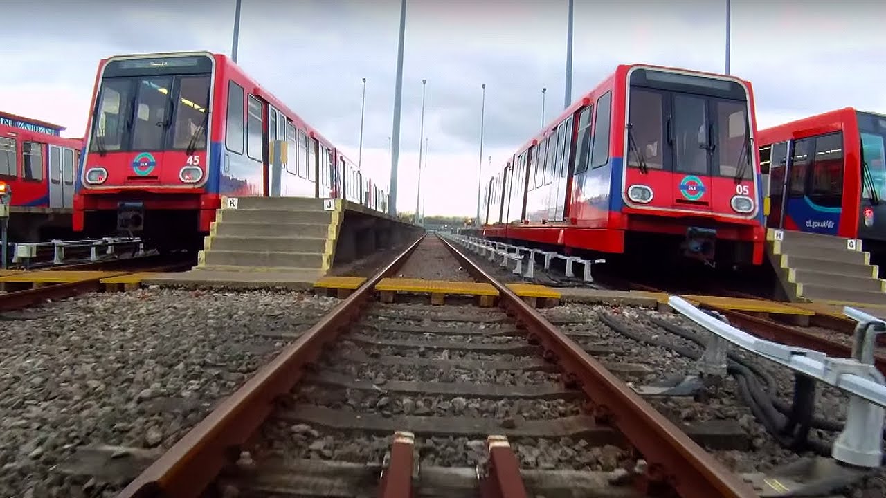 How Do Driverless Trains Work? | Bang Goes The Theory | Earth Science ...