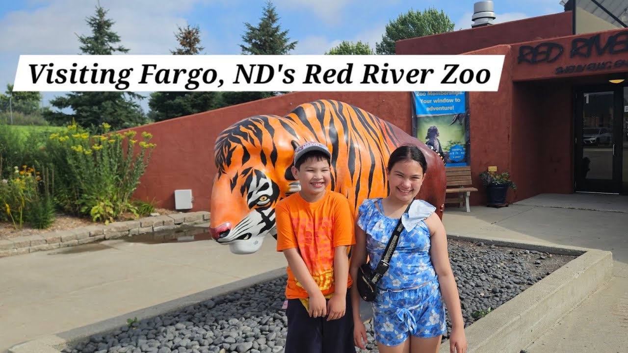 Visiting Fargo, ND's Red River Zoo - YouTube