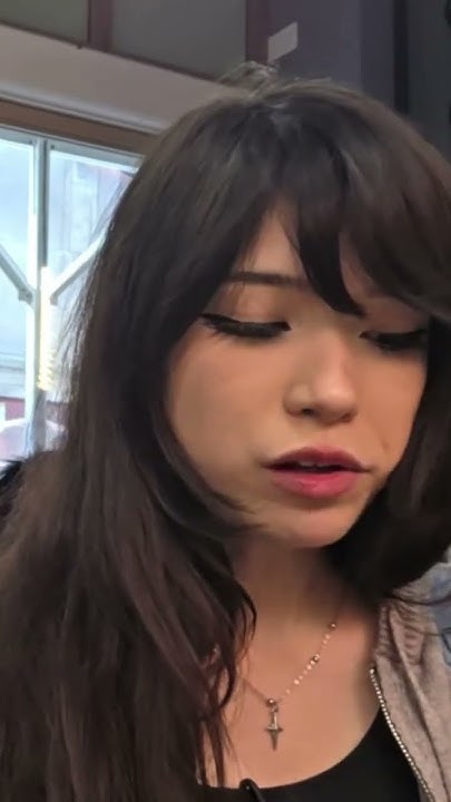 Emiru and Emily eating tacos in NY - YouTube