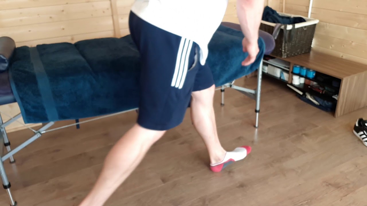 Askling Protocol for hamstring strain - YouTube