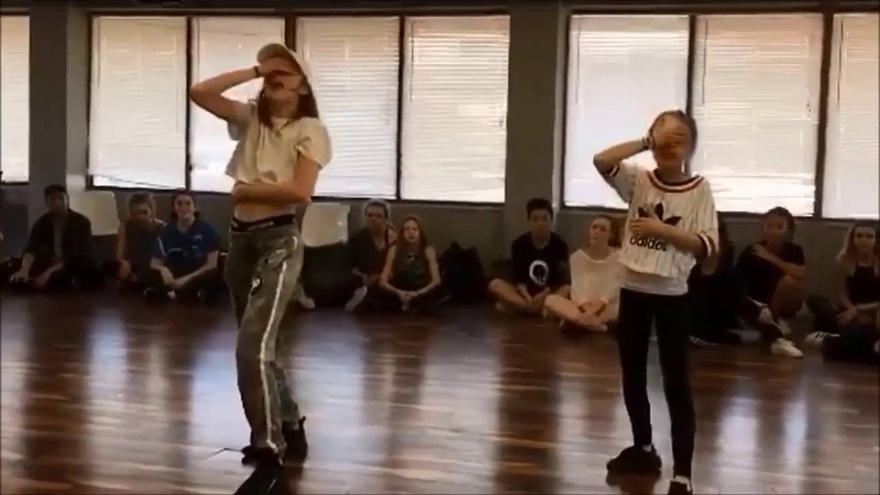HATALA SISTERS - BEST DANCE DUET - YouTube