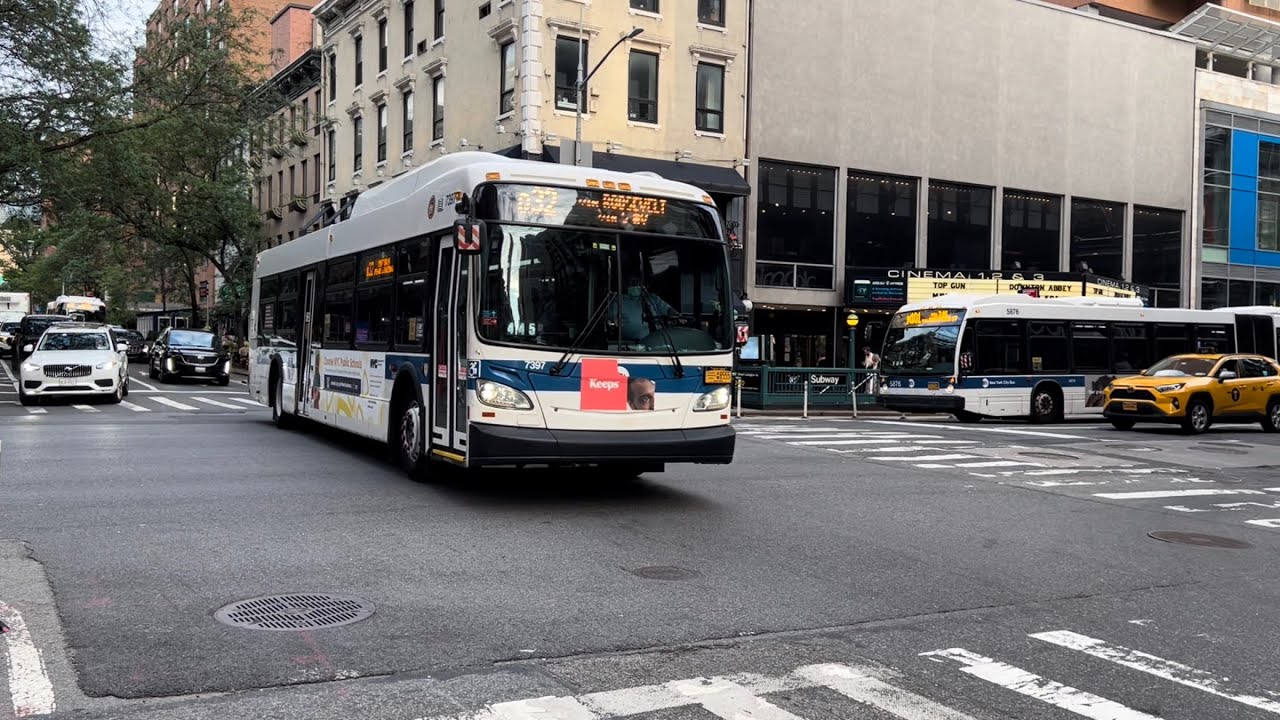 MTA: Two Q32 Local Buses + M101 Limited Bus Meeting At East 60th Street ...