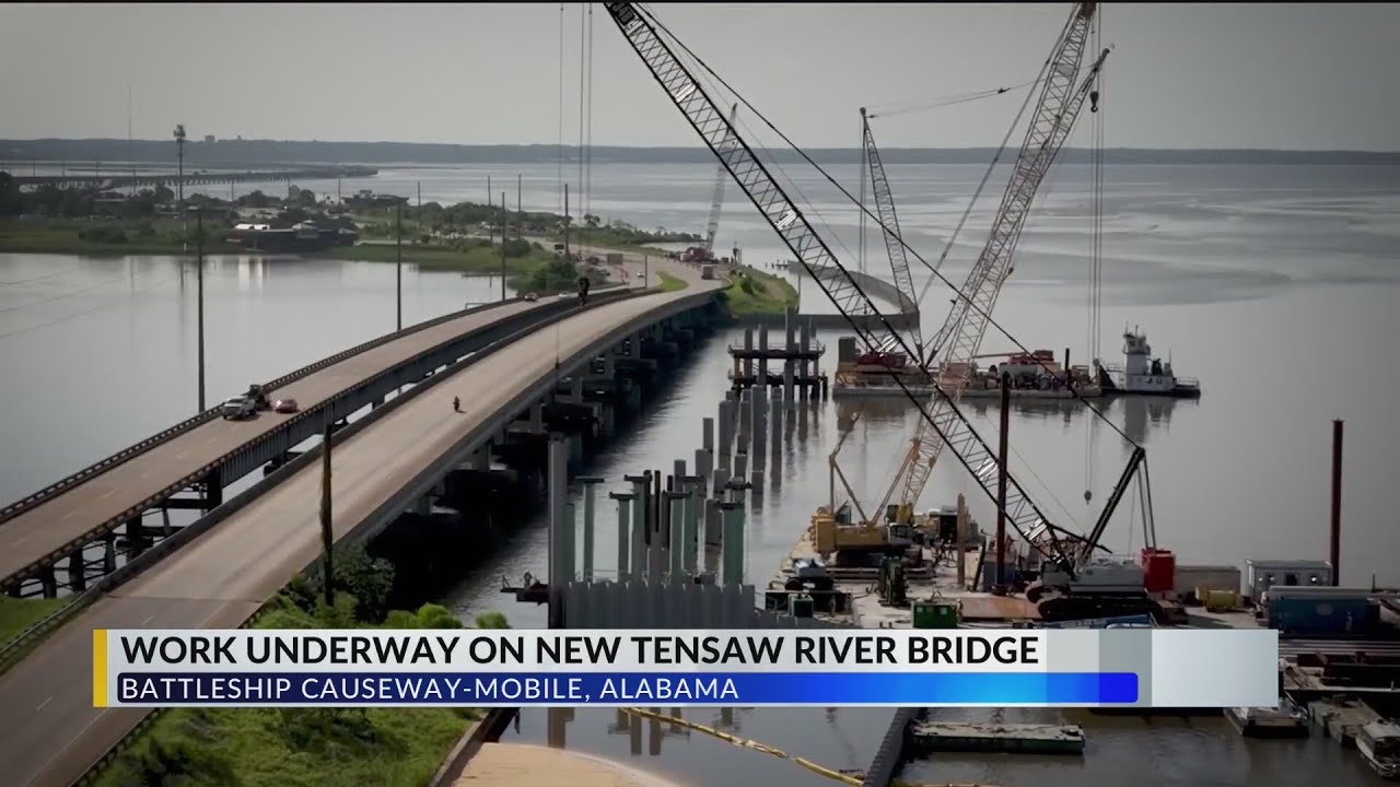 Heads turn at new Tensaw Bridge construction - YouTube