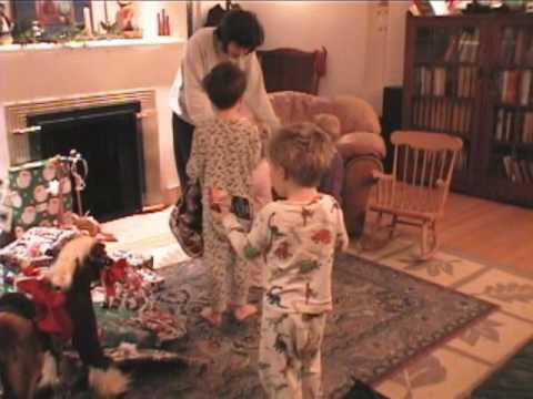 Christmas morning 2002 - Krantz kids - YouTube