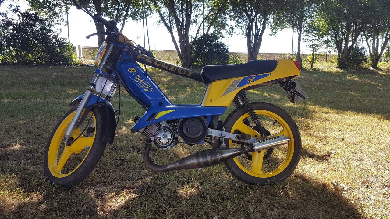 #51 peugeot 103 RCX phase 2 de jerome ( mob'53 ) encore une belle ...